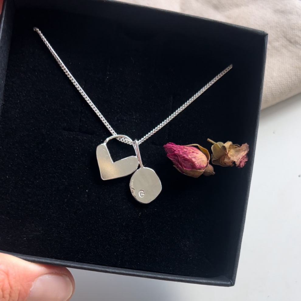 Initial Necklace X Darling Heart - Silver – La Lune